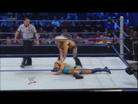 Kaitlyn vs. Beth Phoenix - Smackdown 2012.09.14 - YouTube