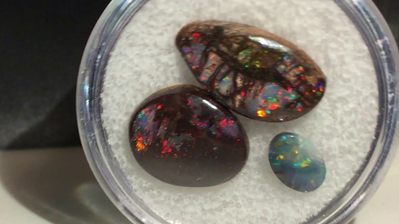 opal play-of-color - YouTube