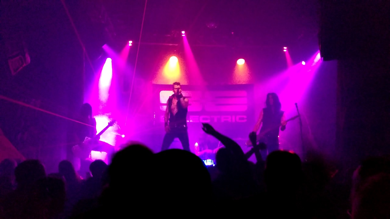 9 Electric - Little Things Dallas 12-23-2016 Toys For Tots Show - YouTube