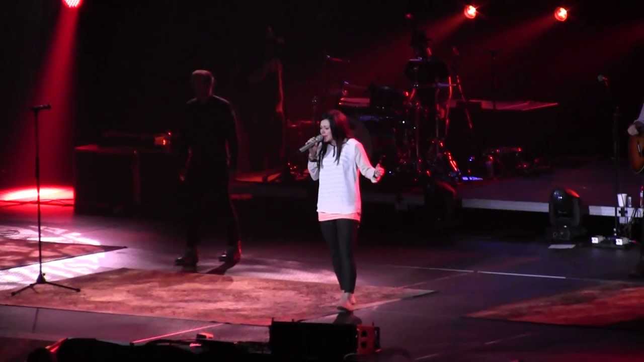 Kari Jobe Revelation Song (Live) in Phoenix with Chris Tomlin May 1st ...