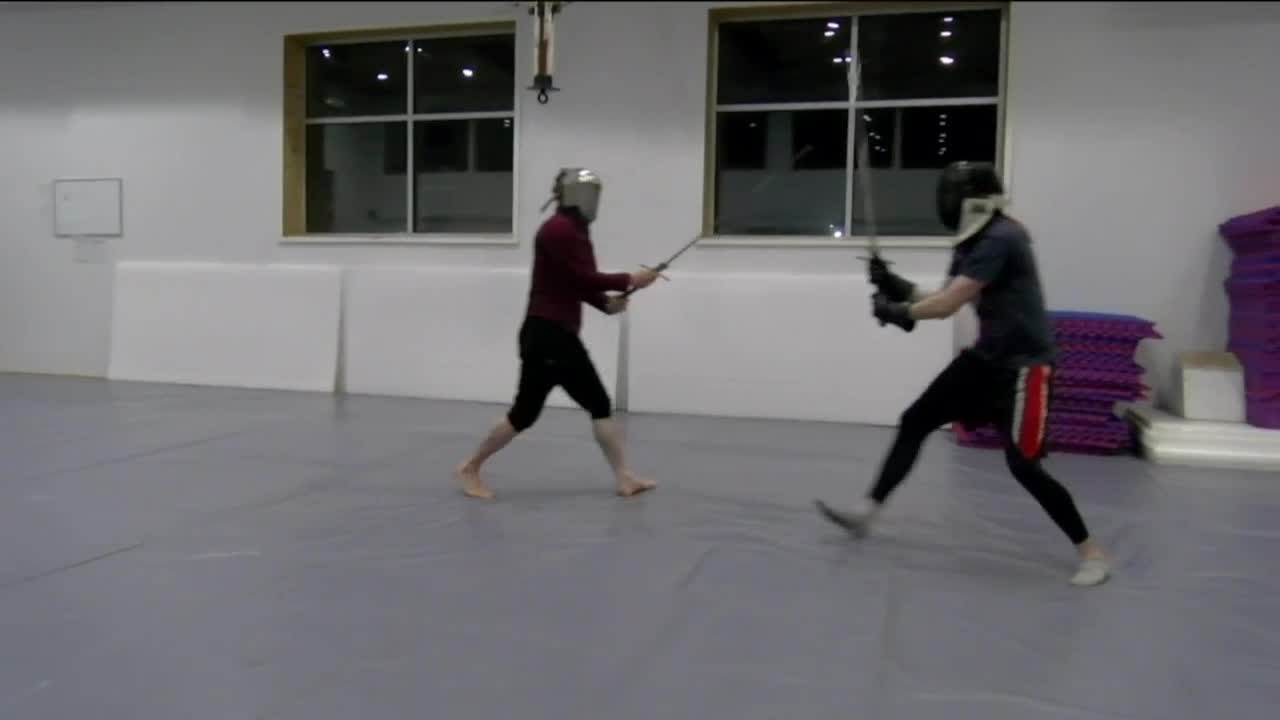 Historical fencing: Workout and history lesson - YouTube