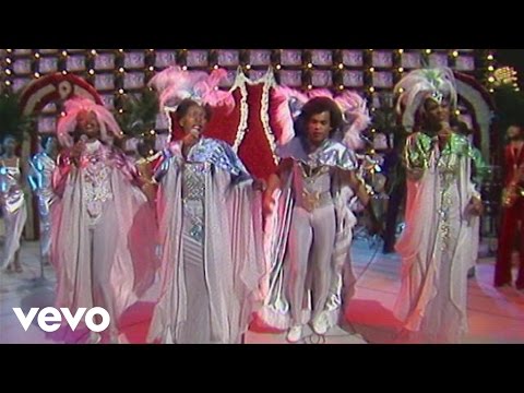 Yugopapir: Makedonska svadba decenije: Bobby Farrell (Boney M.) i ...
