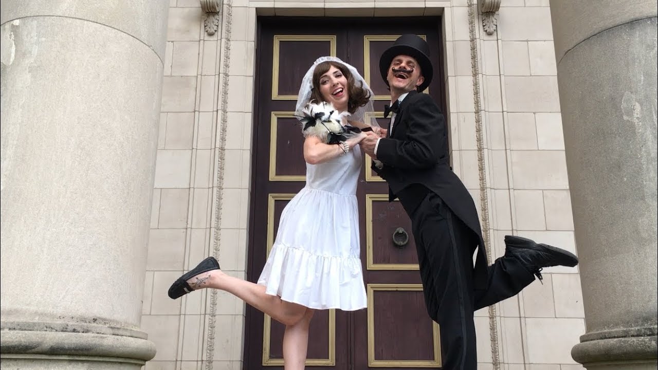 Here Cums The Bride Burlesque Duet Youtube