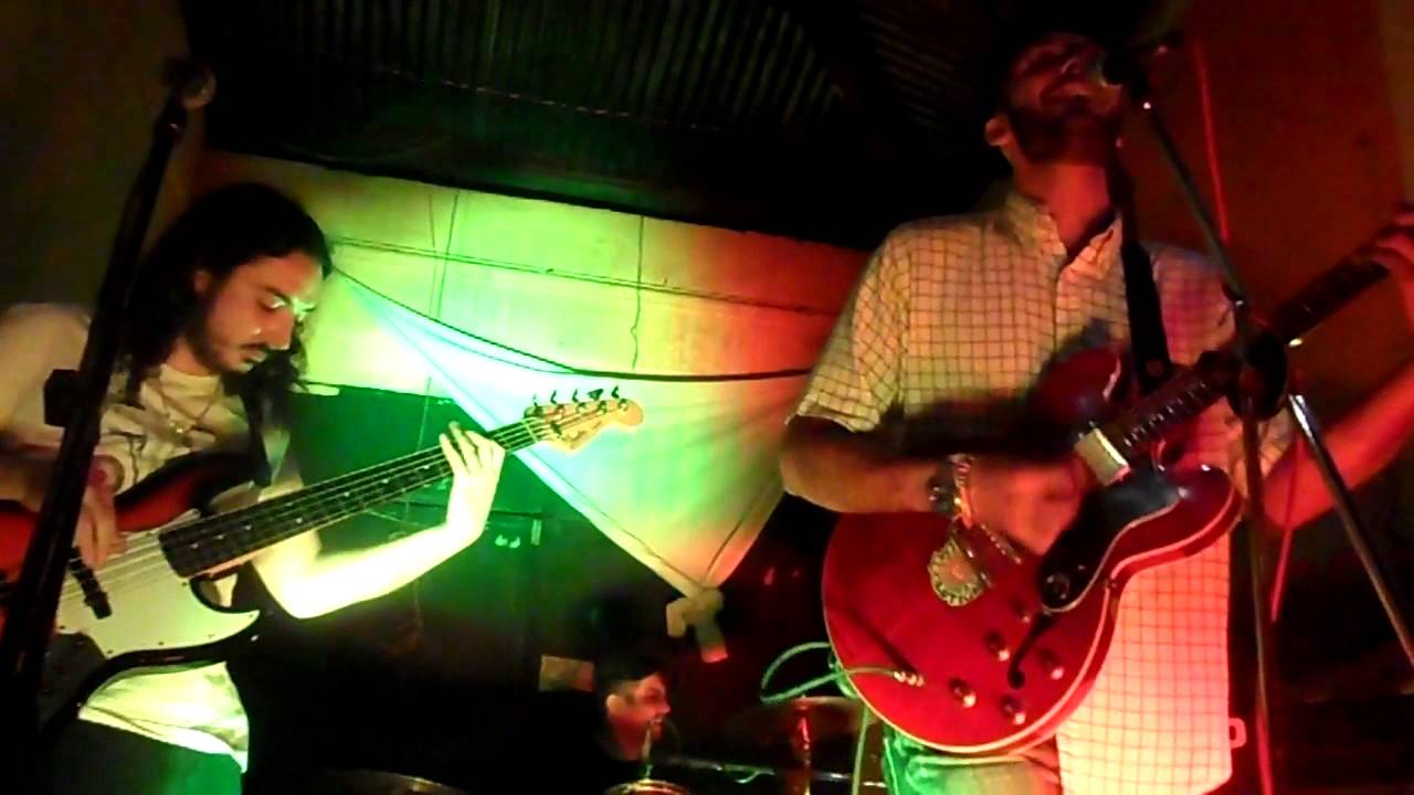 #GiraGuatemala2012 Dubvolution @ La Maga - Otra Vez - YouTube