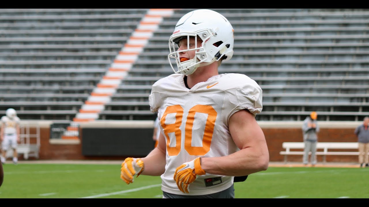 Tennessee players buying into new 'championship' staff - YouTube