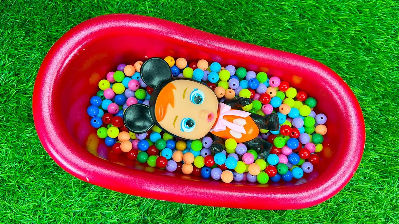 🍭 Ultimate ASMR - Floating Makeup and Sweet Candy in a Peaceful Tub 💦 - YouTube