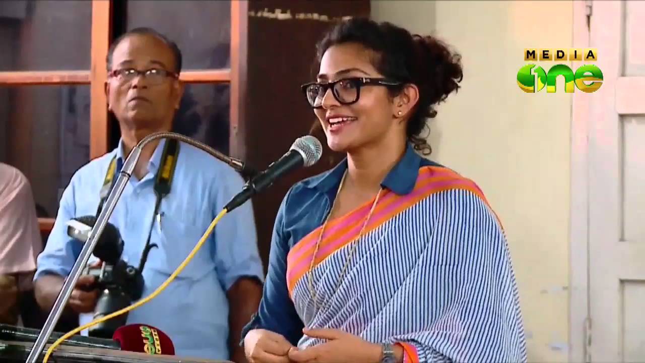 Meeting a real-life heroine - YouTube