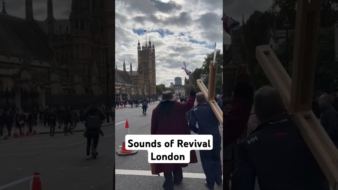 Sounds of Revival, London 24 - YouTube