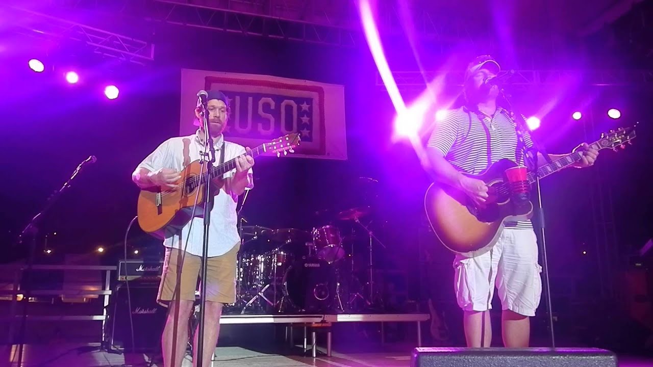 Toby Keith- Wingman USO Tour - YouTube