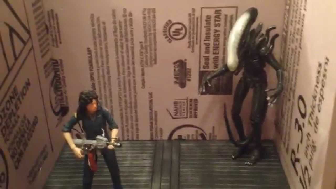 Alien Diorama Part 2 - YouTube