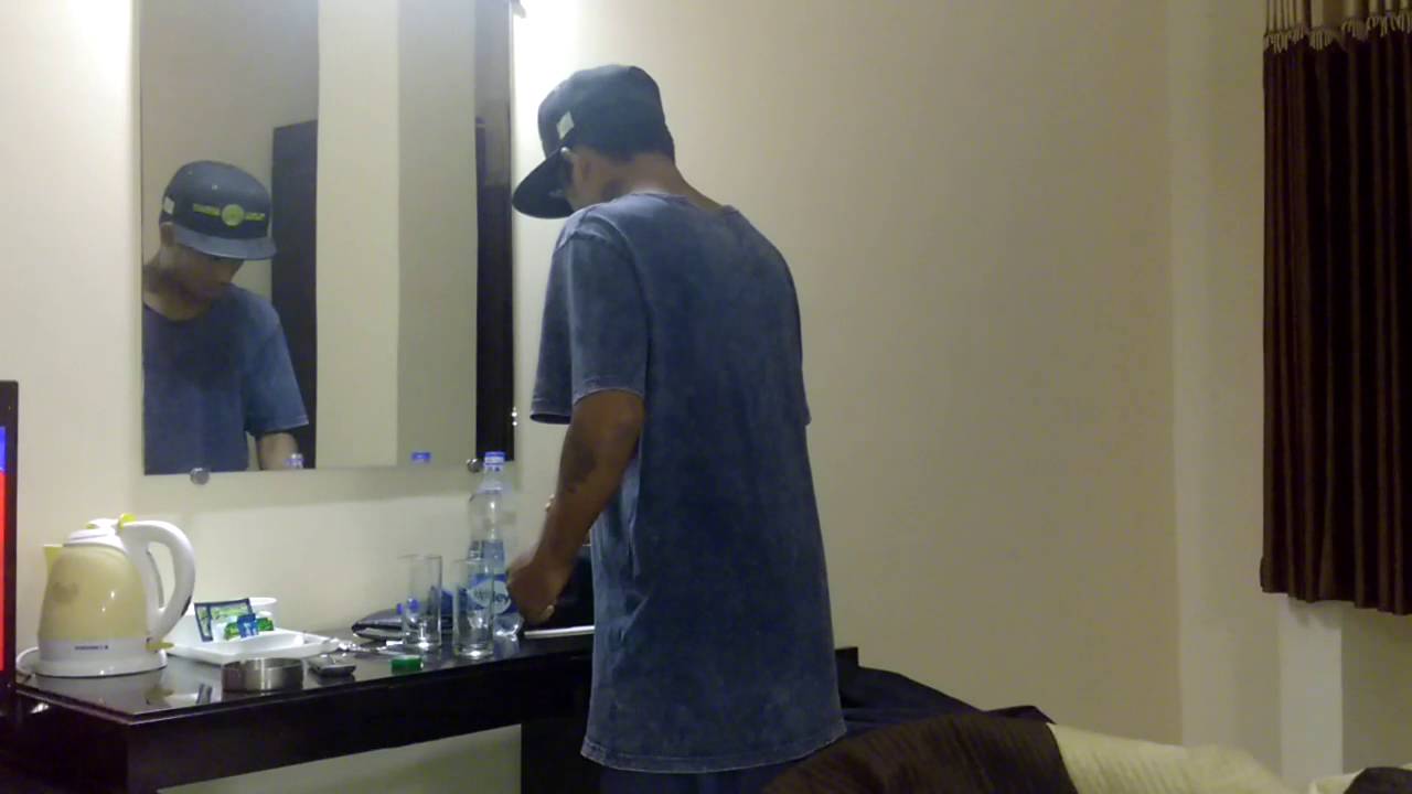 Robot drinking water 😂 hahhahah video by BIKI DAS - YouTube