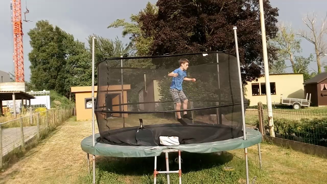 Ballout on a trampoline - YouTube