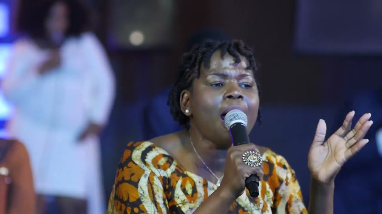 Covenant Worship (Inhare Official Video) Pastor Florence Raradza ft ...
