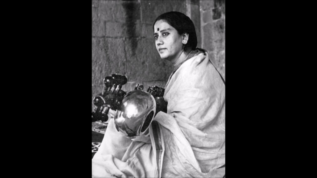 Raag Lalit - Sharan Rani - YouTube