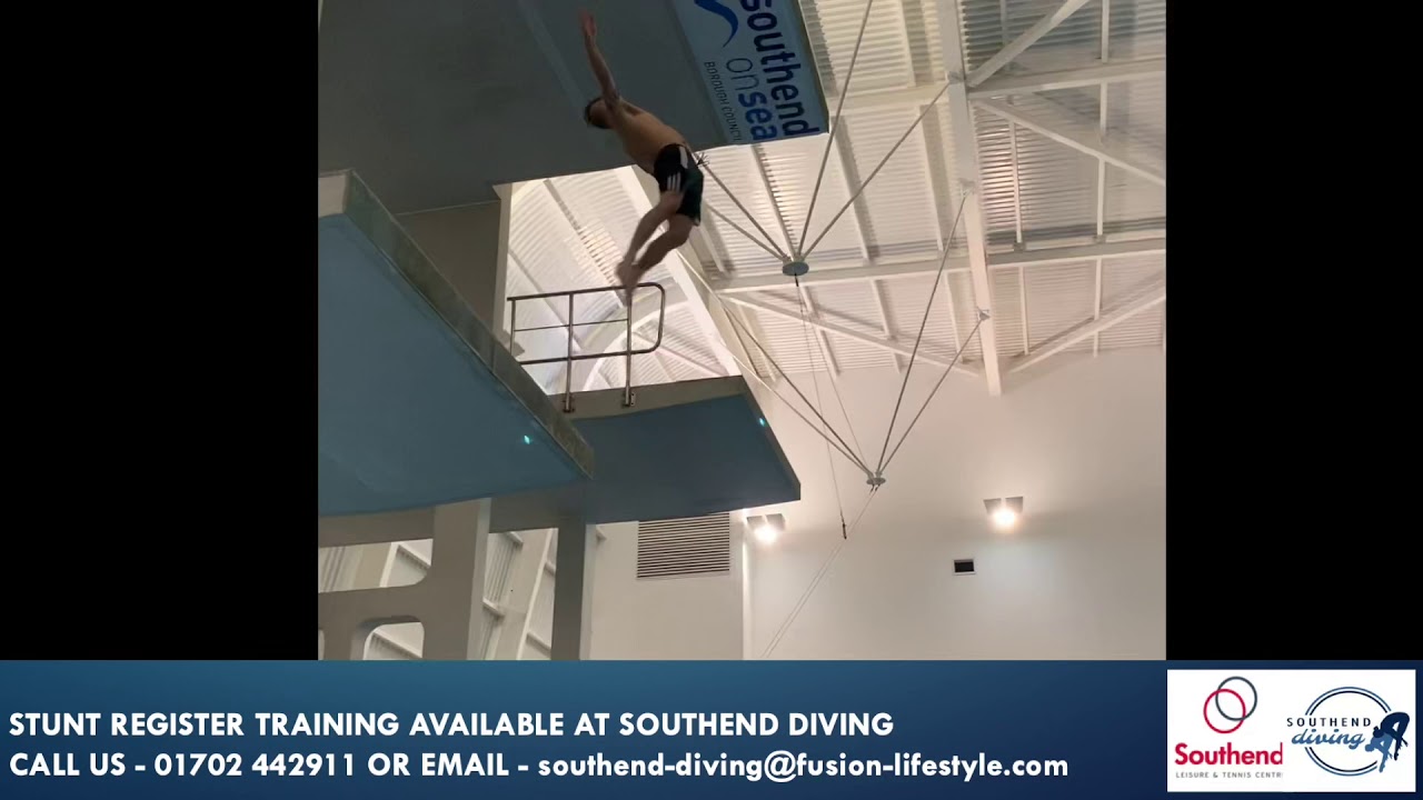 STUNT DIVING TRAINING IN SOUTHEND - YouTube