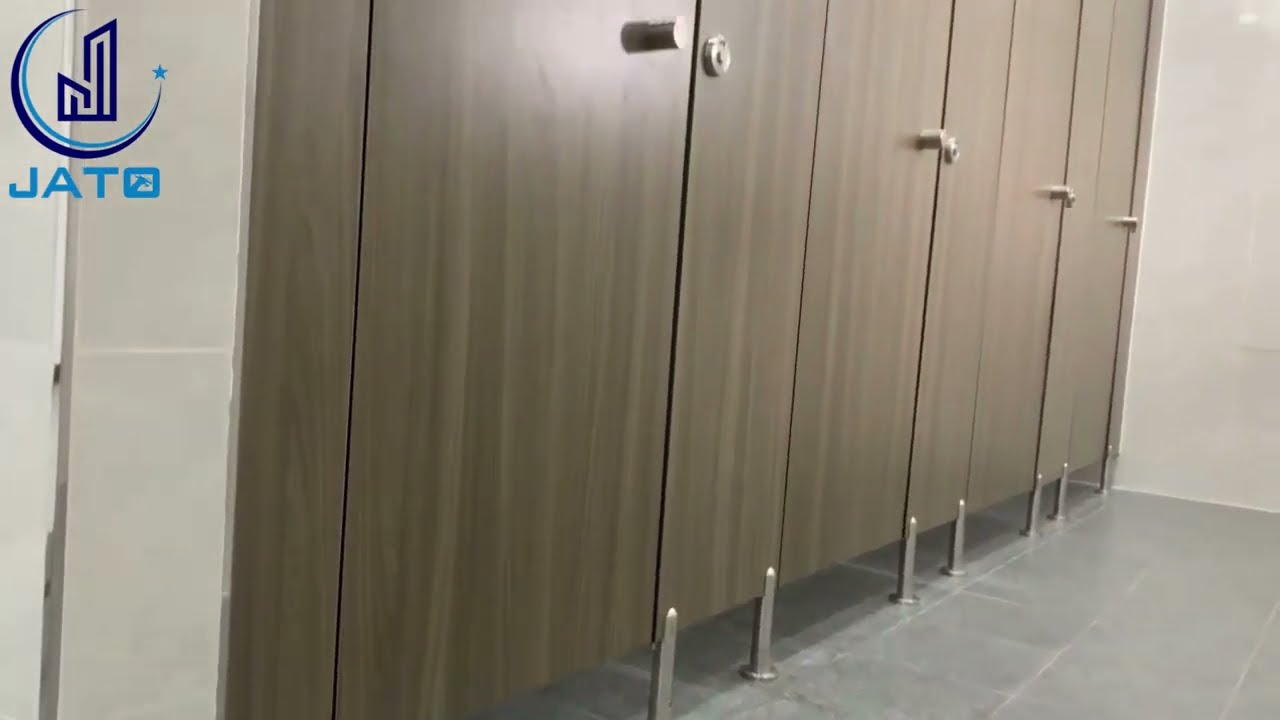 Thi công 300m2 vách ngăn vệ sinh- Nhà máy sản xuất TLB Vina Bắc Ninh ...