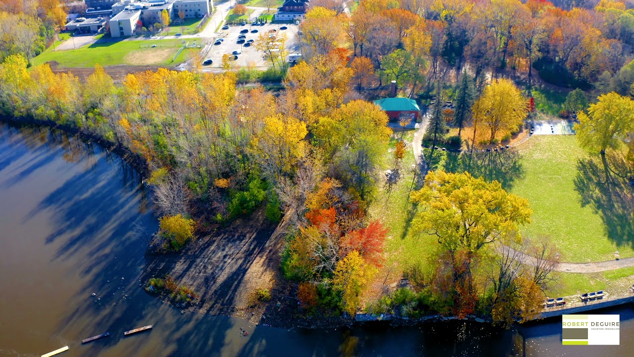 Parc de Beauséjour - YouTube