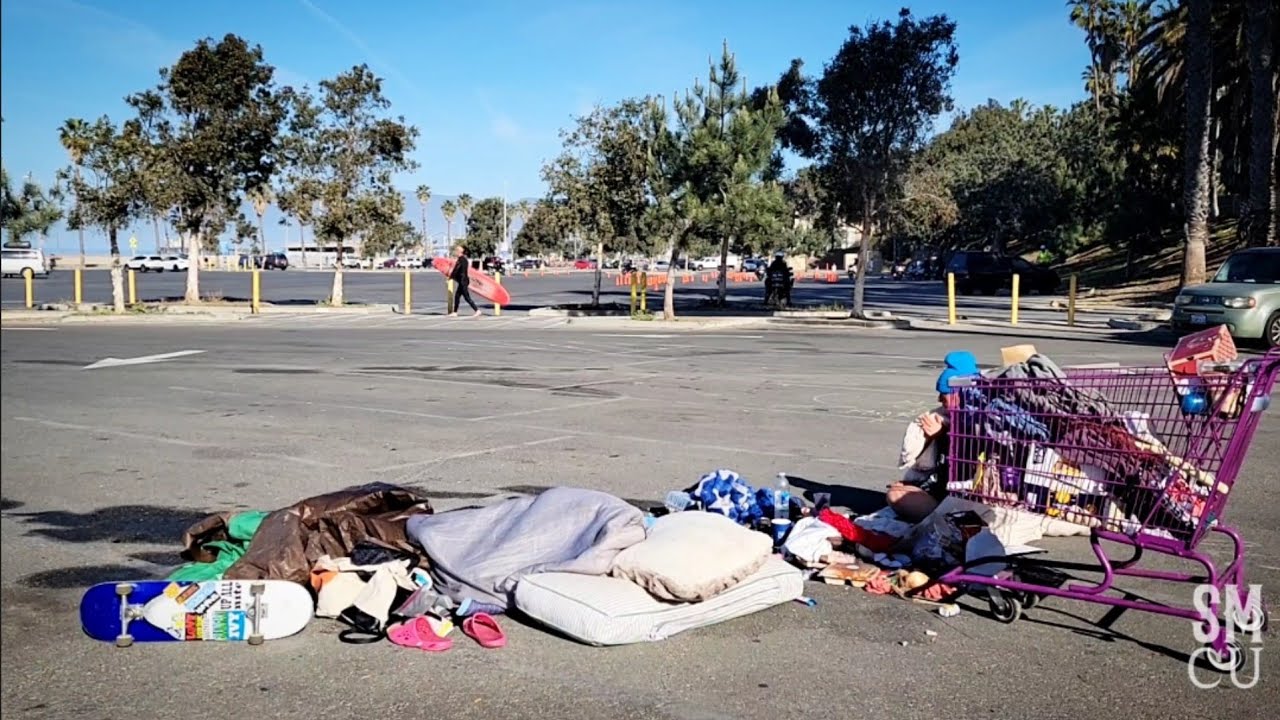 Homeless Encampment at Santa Monica Beach Parking Lot - YouTube