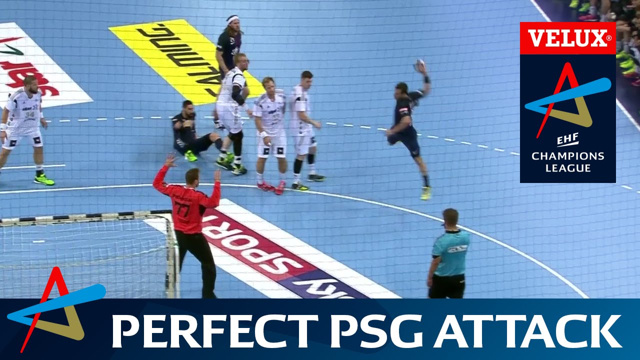 Perfect PSG attack | Round 1 | VELUX EHF Champions League 2016/17 - YouTube