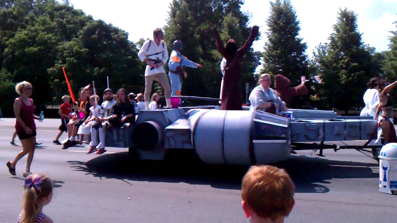 Star Wars Float at Gahanna 4th of July 2012 Parade - YouTube