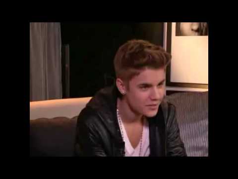 Justin Bieber farts in an interview
