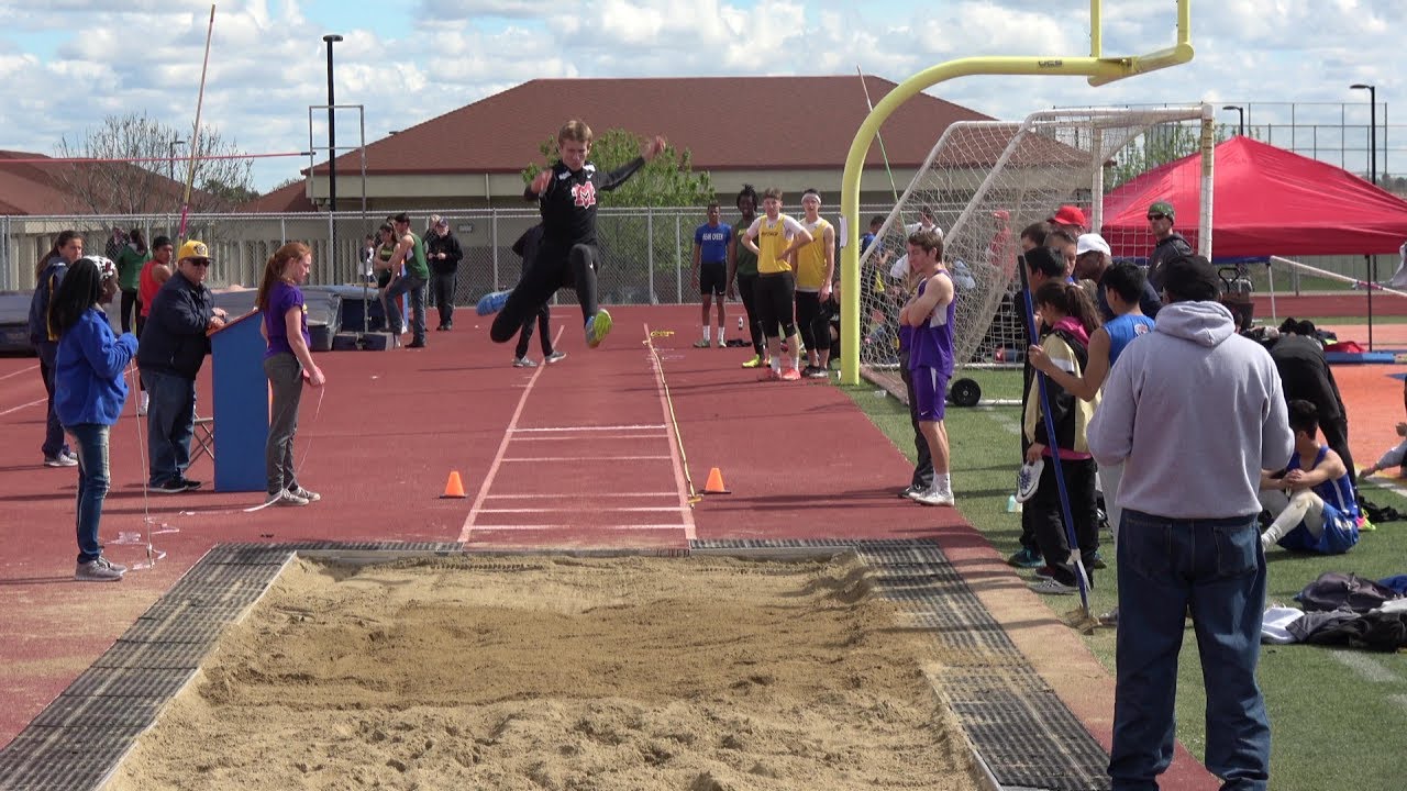New Long Jump PR 22' 3.5" - YouTube