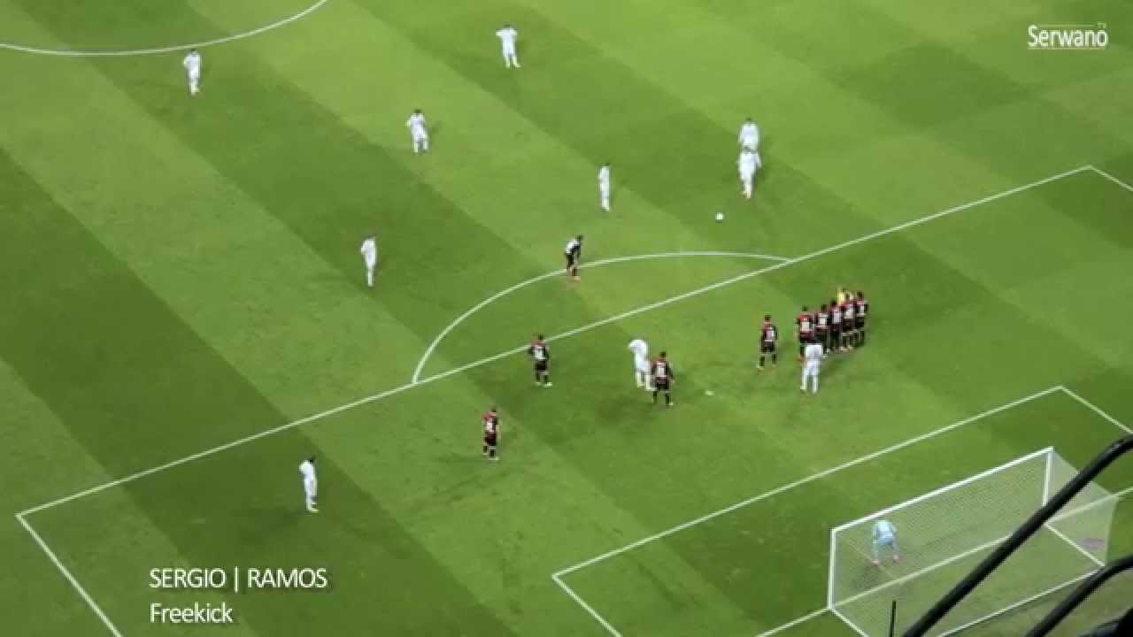 SERGIO RAMOS - FREE KICK- LIVE HD - YouTube