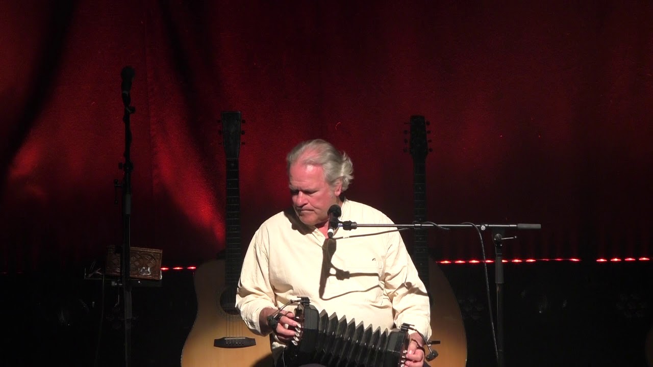 Geoff Lakeman, A Wide Wide River to Cross, Barnfield Theatre Exeter ...