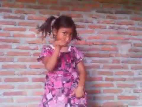 Vidio kocak Kaka di ganggu dede