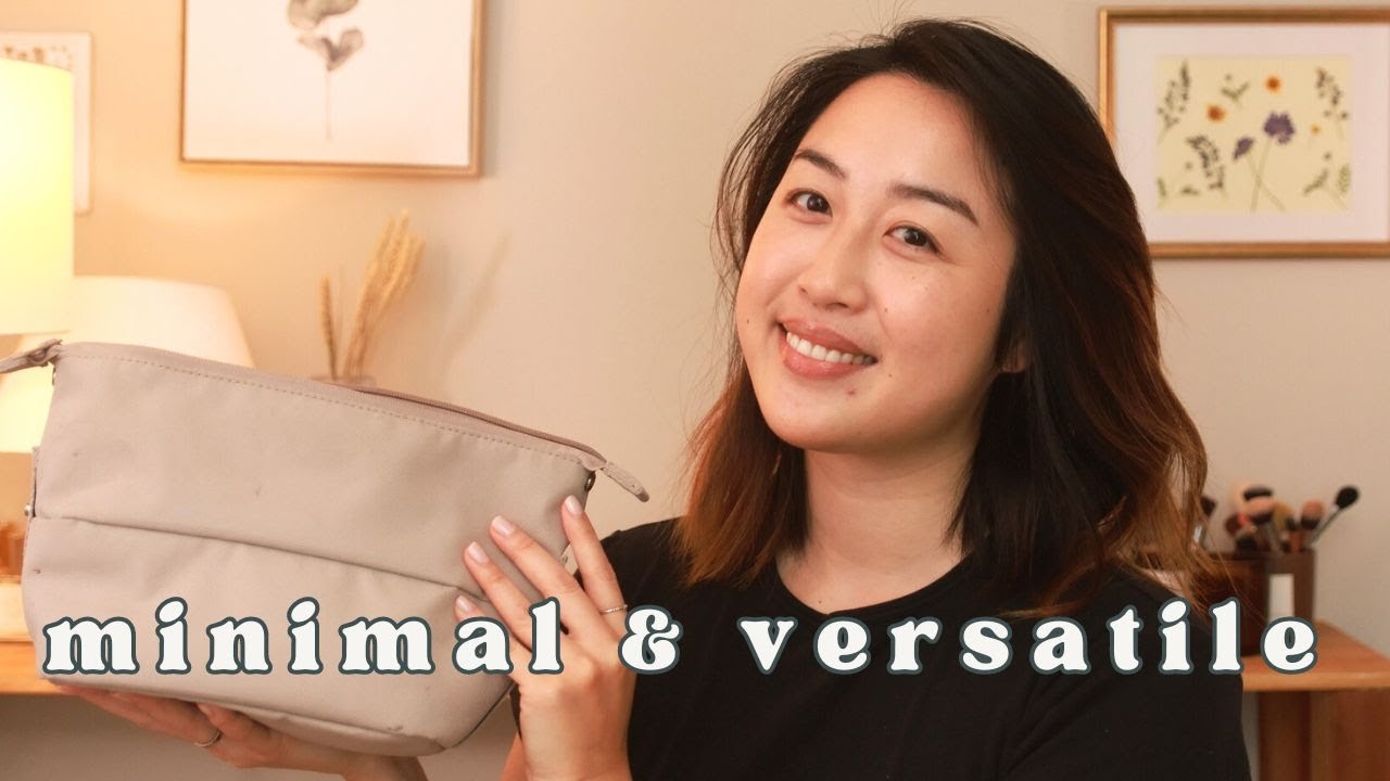 How To Pack A Minimal Yet VERSATILE Makeup Bag!! - YouTube