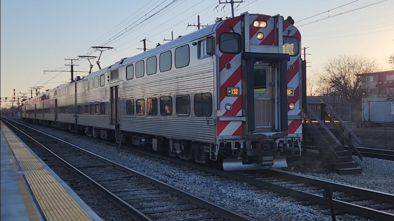 Metra Electric Rush Hour Trains At Sunset & More! (Homewood IL) - YouTube