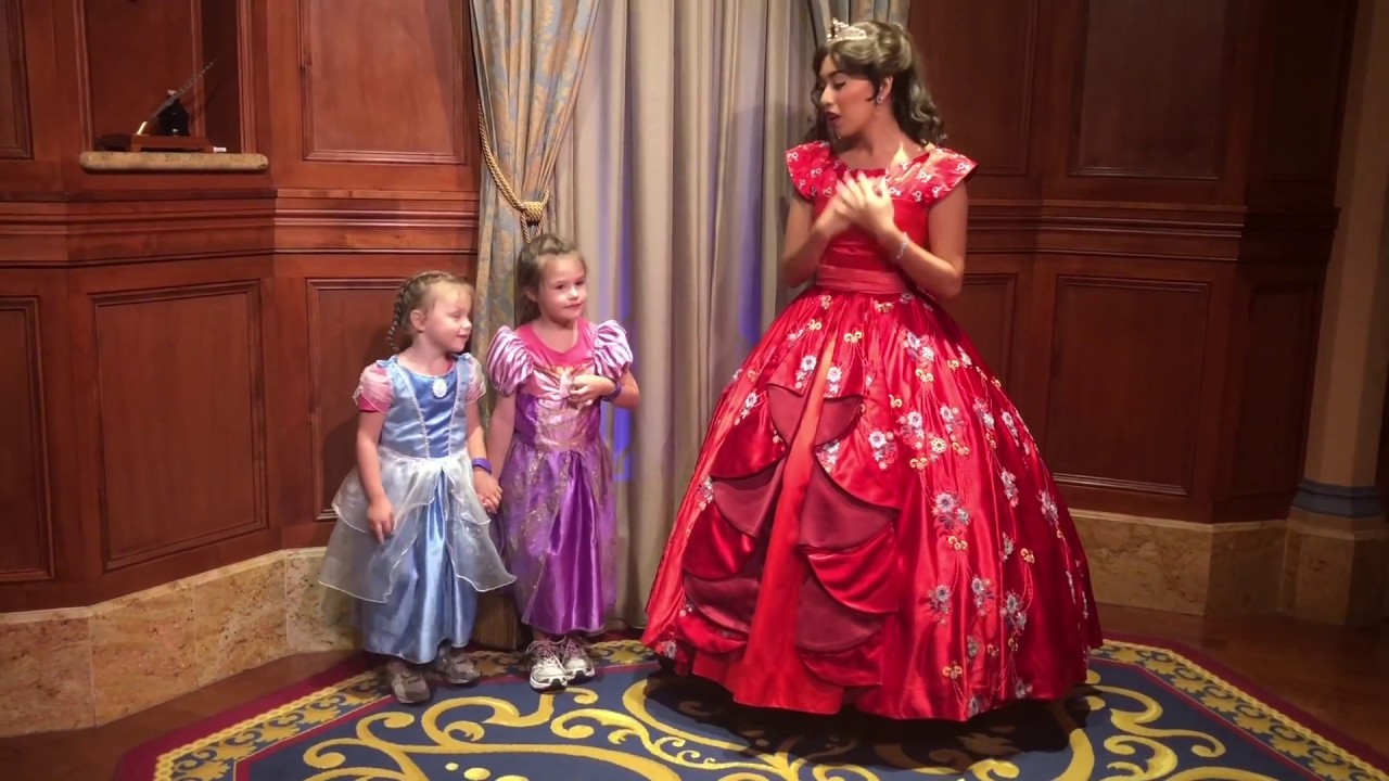 Meeting Disney Princesses at Disney World - YouTube