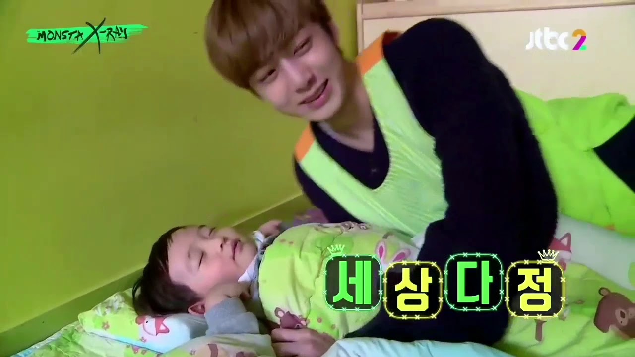 IDOL KPOP WITH BABY MOMENTS (GOT7 JACKSON, MONSTA X, BTS, BTOB CHANGSUB ...