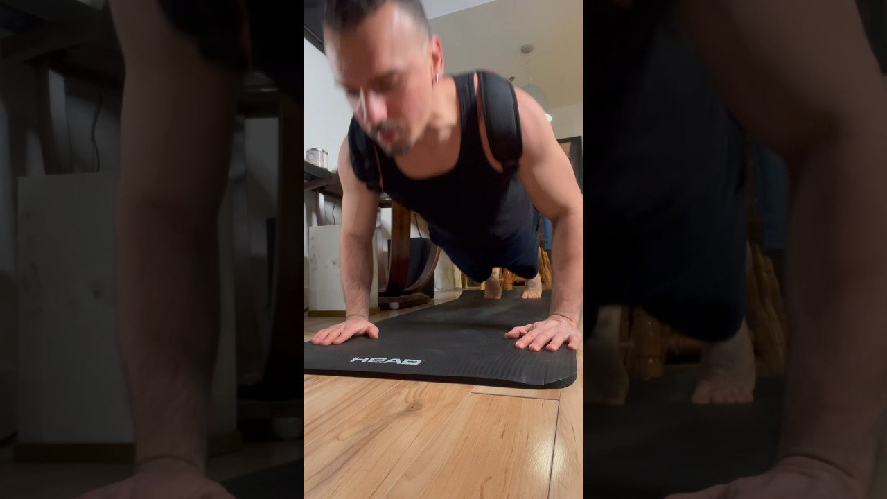 365 training days 🌍 (day 58) 45 pushups with a full backpack 🎒!! #trending #viral #reels #video ...