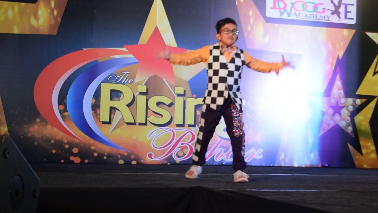 Superstar dancer Akash Mitra - YouTube