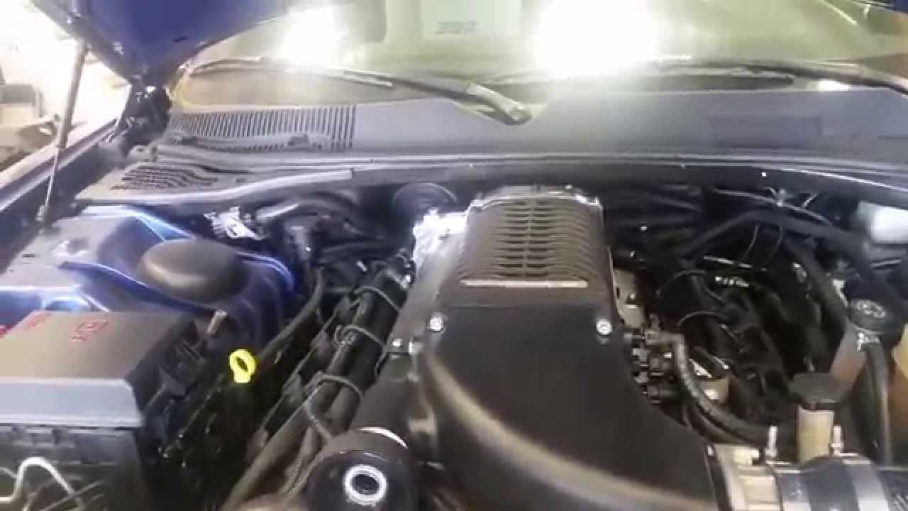 392 Cammed Whippled hemi - YouTube