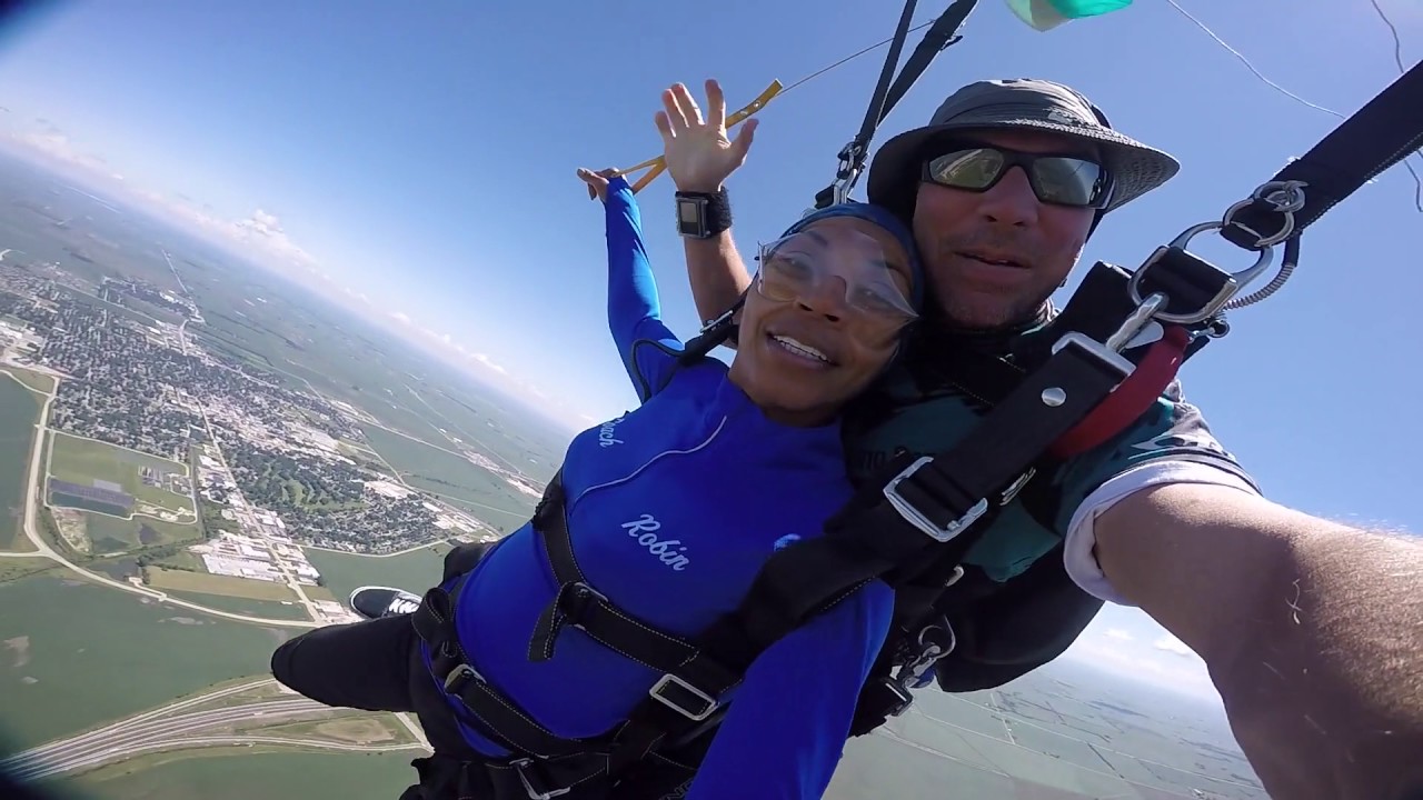 Coach Robin Renee - Skydive at Chicagoland Skydiving Center 20170701 ...