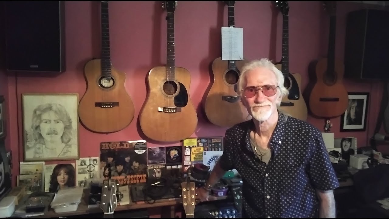 ROD LYNTON - RUPERT'S PEOPLE, BEATLES, KINKS, WISHBONE ASH, ETC ...