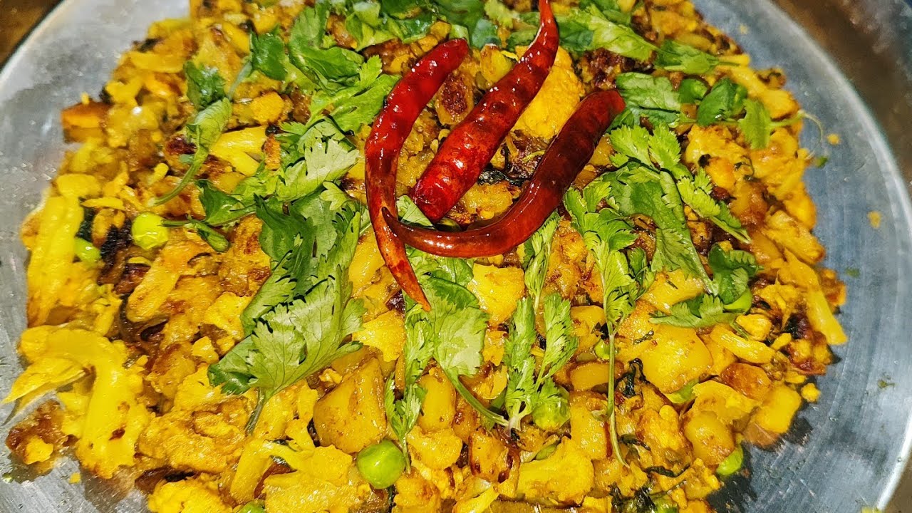 Cauliflower Bhaji With Egg | Cauliflower Fry Recipe - YouTube
