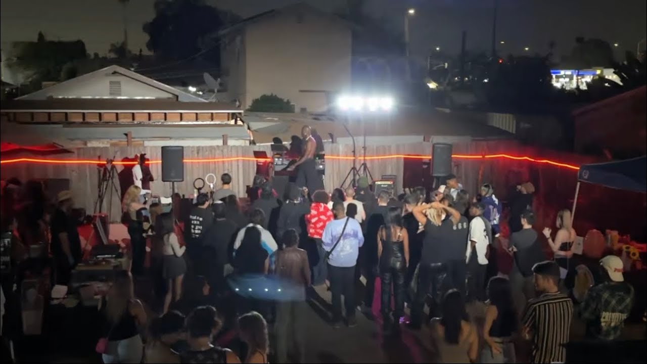 SHNO TV: First Time Performing in Portland Oregon - YouTube