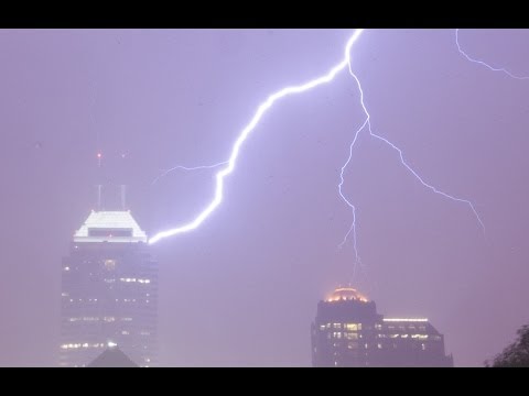 Lightning hits Chase Tower in Indianapolis - August 9, 2012 - YouTube