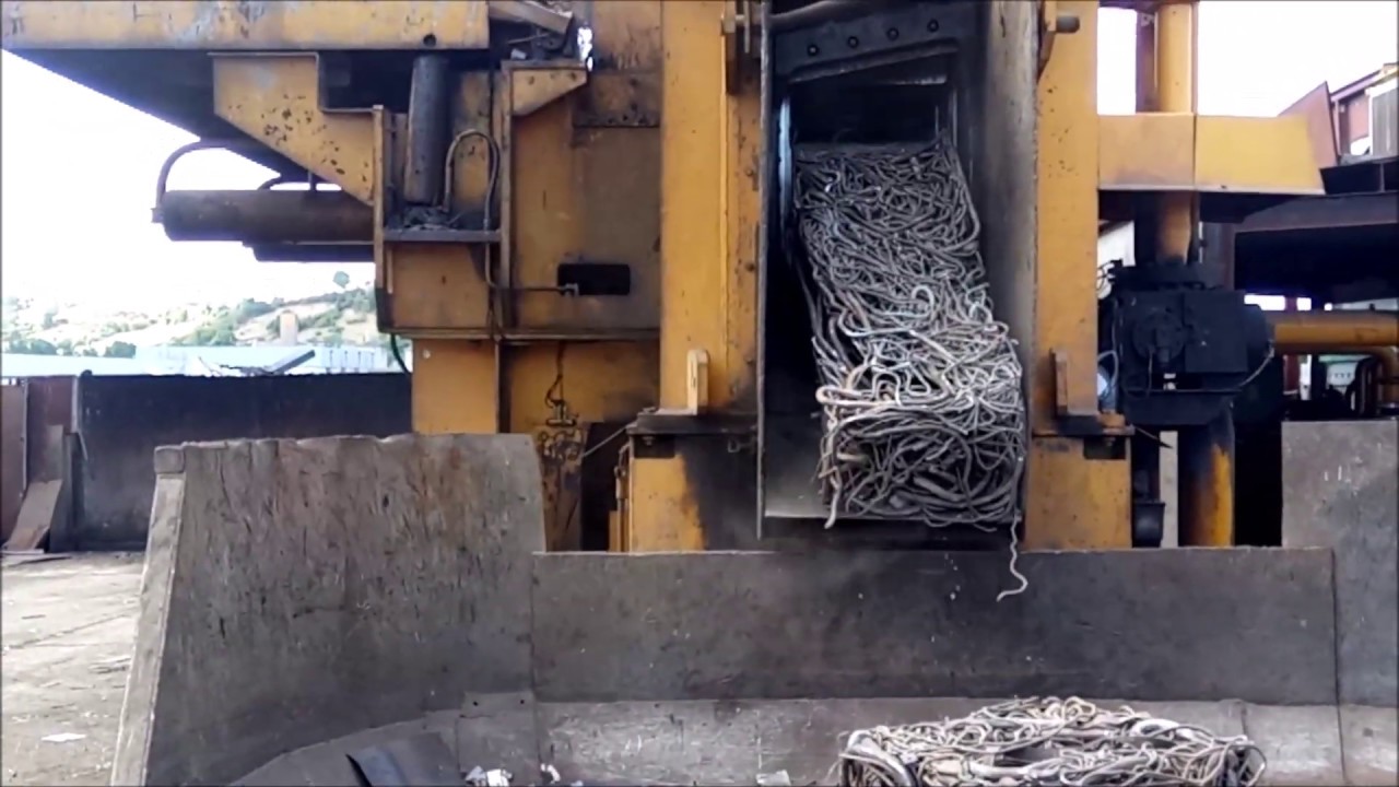 excellent-presse-1000-tonnes-youtube