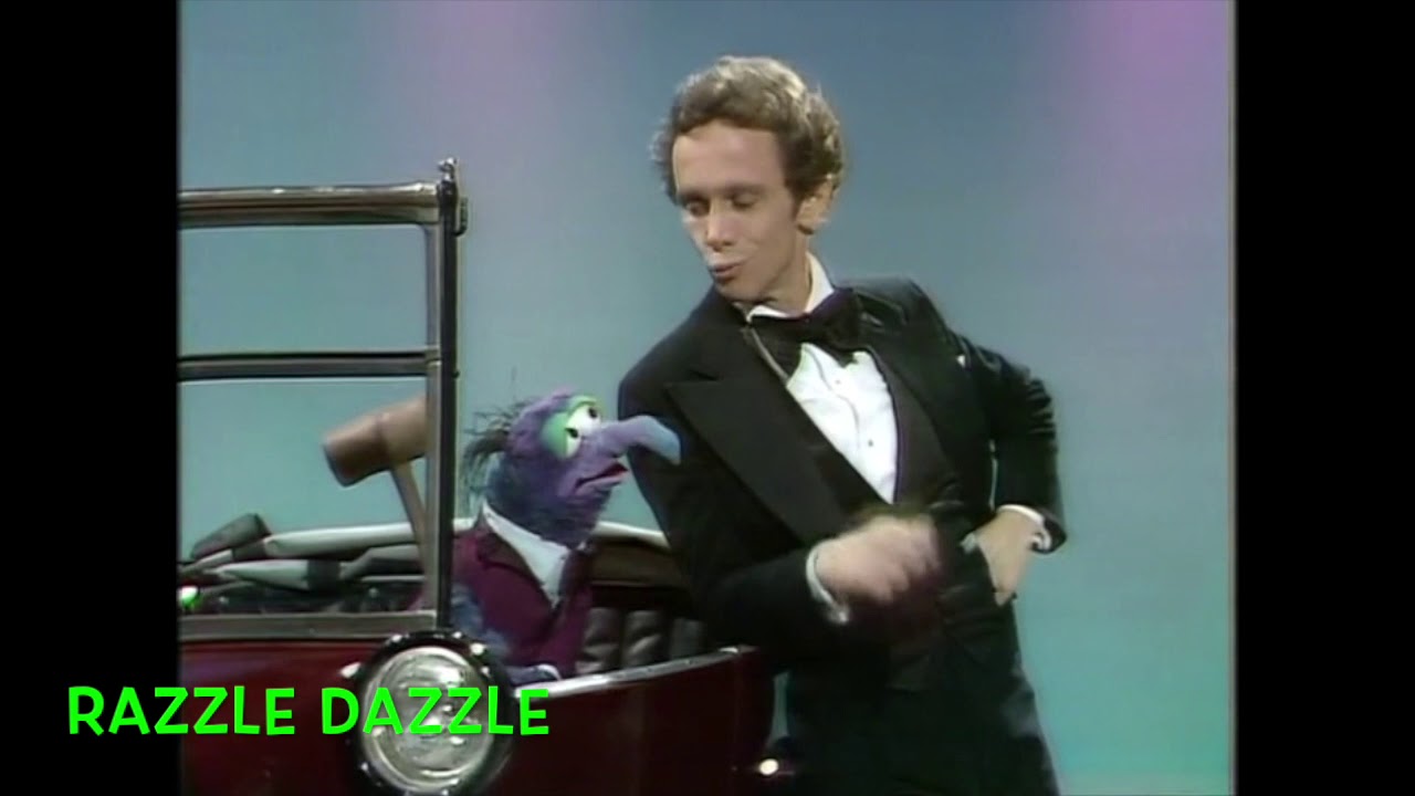 Muppet Songs: Joel Grey and Gonzo - Anvil Chorus/Razzle Dazzle - YouTube