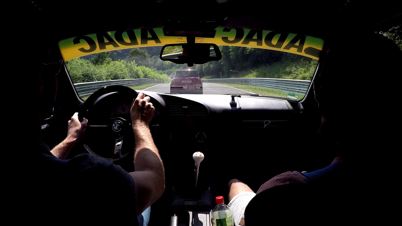 Mini Cooper S R53 JCW spitting HUGE FLAMES! / Nürburgring Nordschleife ...