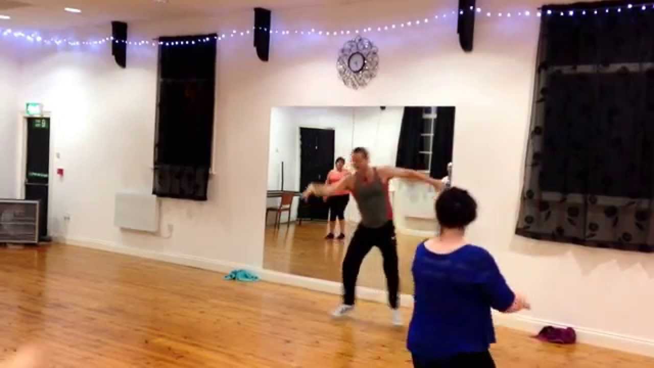 "I Just Can't Wait To Be King" Lion King remix - Zumba SpiriFit - YouTube