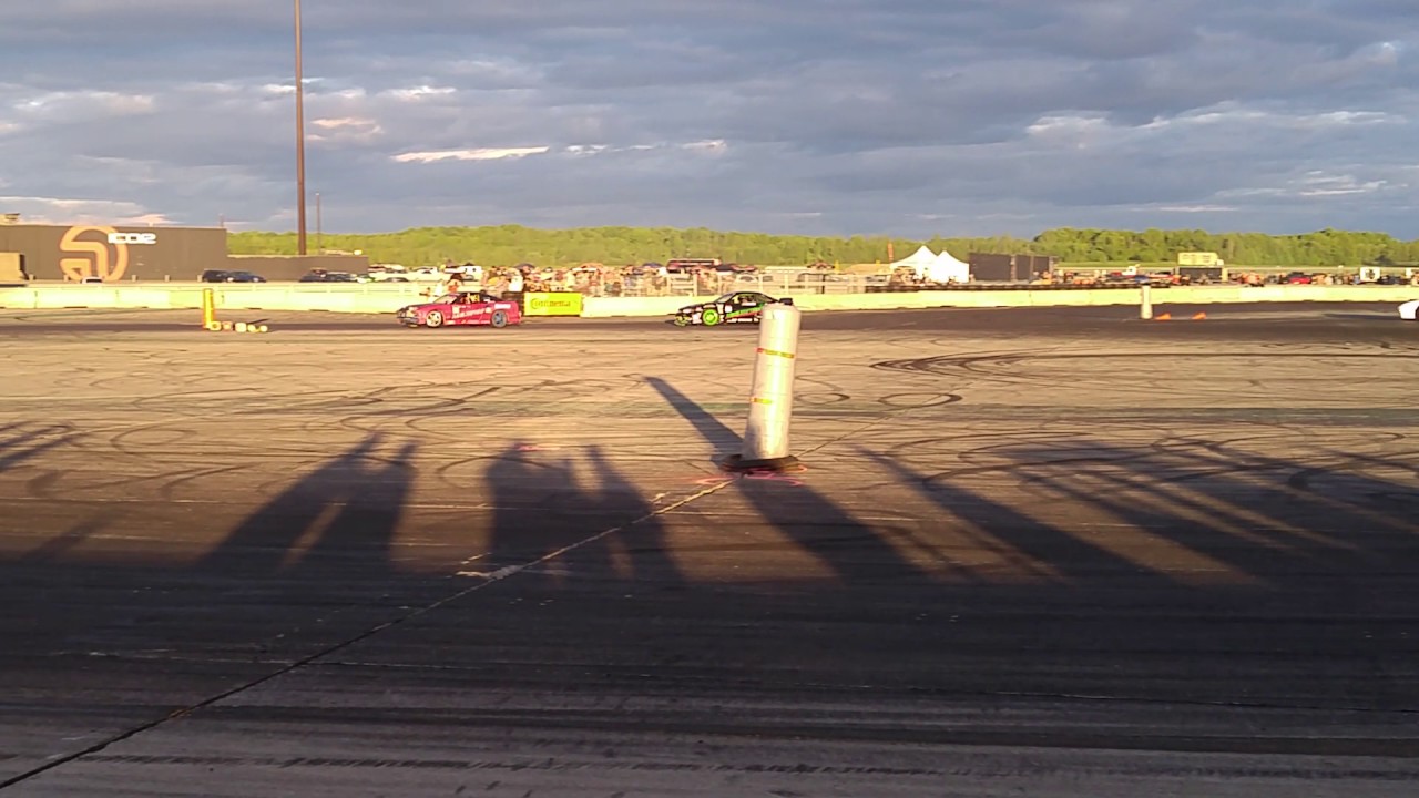 Drift à Icar.Mirabel - YouTube