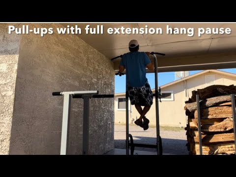 Pull-ups with full extension hang pause demo by 67-years young Pierini ...