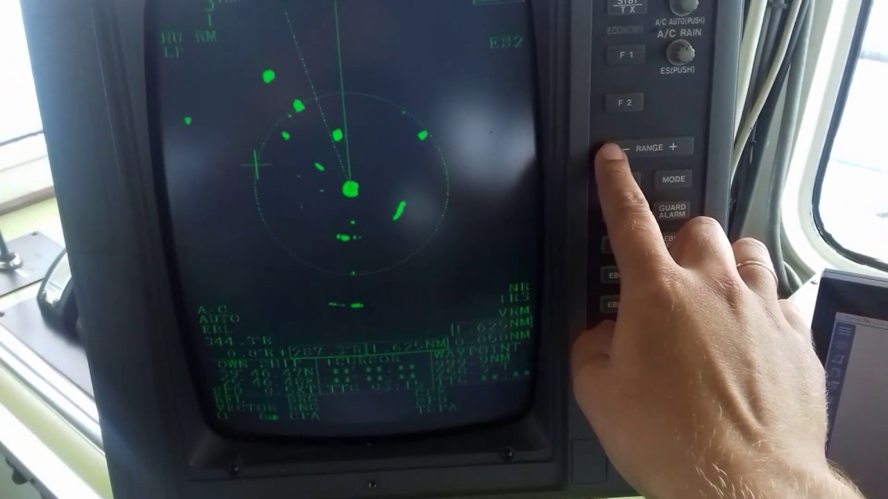 How to use ship radar / Расхождение по радару - YouTube