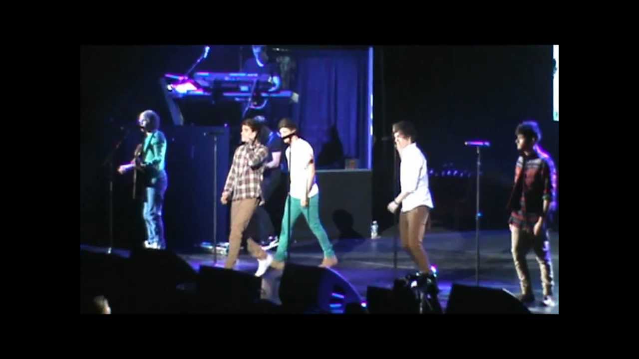 One Direction - Use Somebody - June 2nd - YouTube