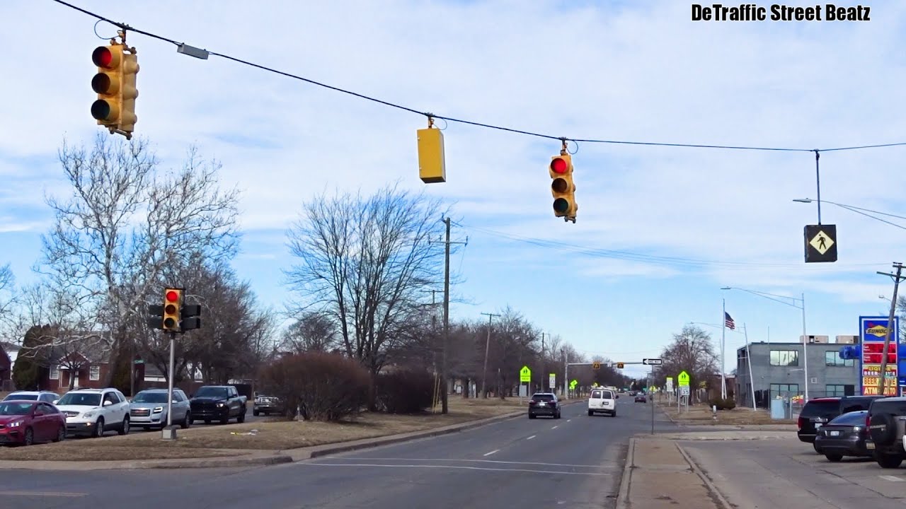 Traffic Lights & Old Flashing Pedestrian Signals | Kelly & State Fair ...